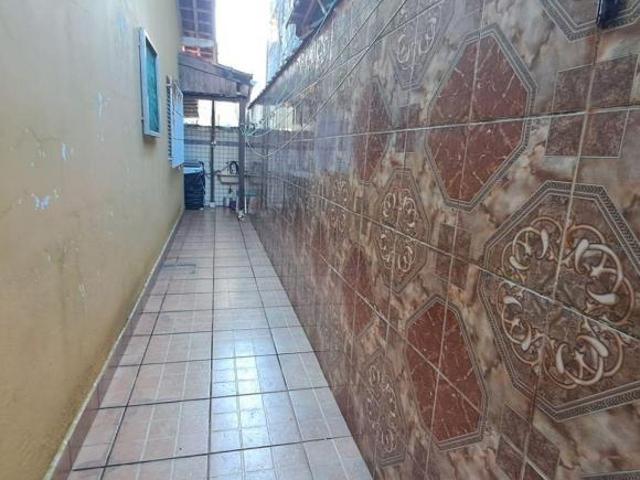 Casa à venda no Solemar, em Praia Grande SP