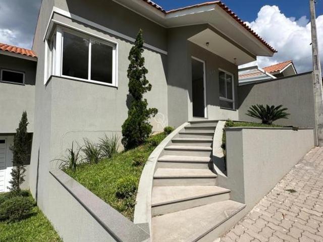 Casa à venda no Salgado Filho