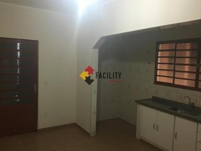 Casa a venda no Santa Lucia com 3 quartos e 240m²