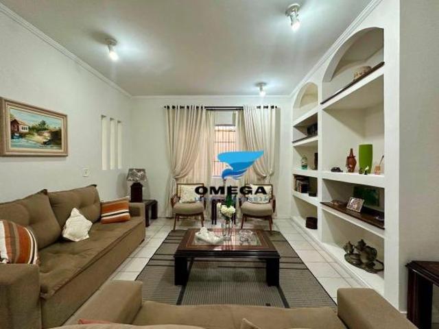 Casa à venda no Santa rosa à venda no Guarujá | Omega Imóveis