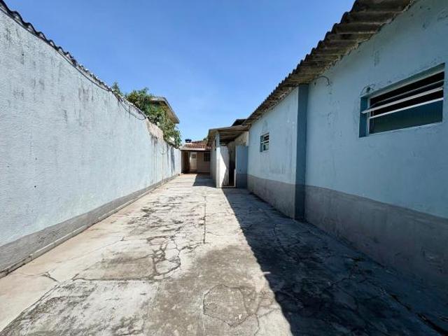 Casa à venda no Santa Rosa no Guarujá | QVista Inteligência Imobiliária Guarujá