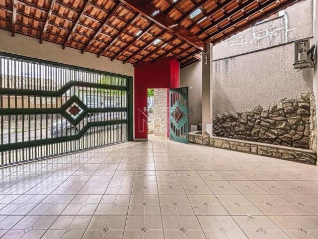 Casa à venda no Sarapiranga / Medeiros