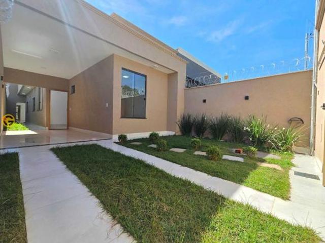 CASA A VENDA NO SETOR CENTRO DE APARECIDA DE GOIÂNIA, 3 QUARTOS COM SUÍTE, GOURMET E PISCINA, NOVA
