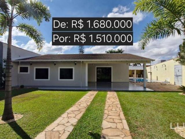Casa a venda no Setor de Mansões de Taguatinga SMT 11 4 quartos suítes armários, lazer, quitado