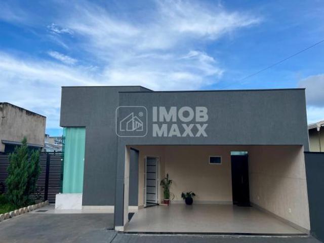 Casa à venda no Setor Habitacional Contagem, Brasília: 280m², 3 quartos, 1 su.