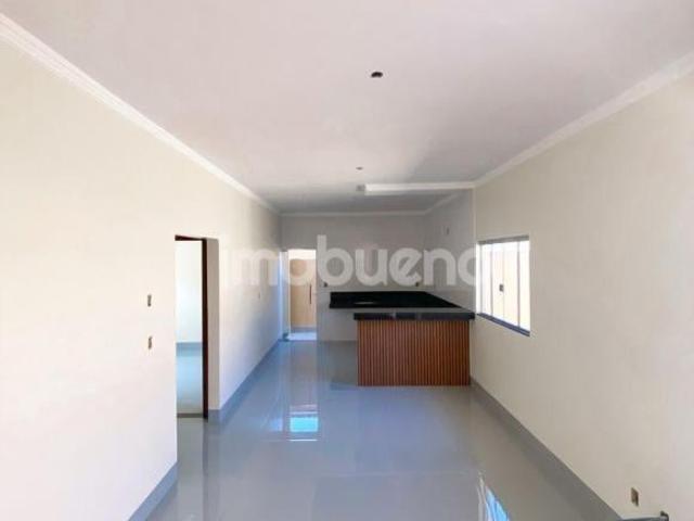 Casa a venda no Setor Nordeste com 3 quartos sendo 1 suíte, 180m²