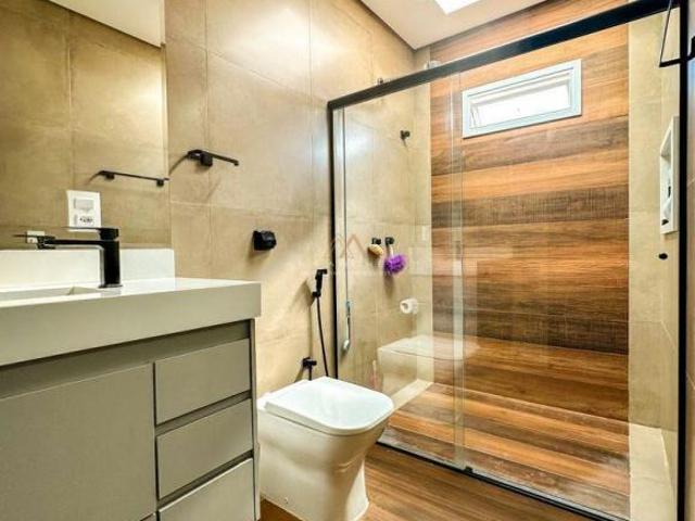Casa à venda no SetSul em São José do Rio Preto, 2 suítes, 180 m²