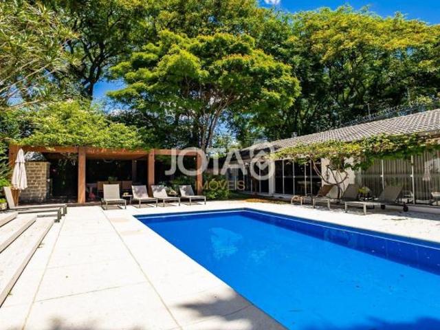 LINDA CASA COM 3 SÚITES