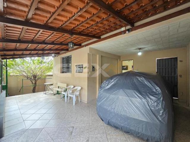 Casa à venda no Sidil, 3 quartos, 1 semi suíte e 2 vagas