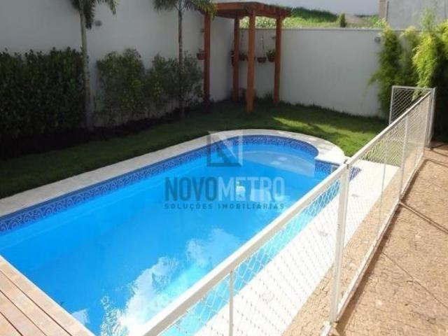 Casa à Venda no Swiss Park Arosa – Campinas/SP – 3 Suítes, Piscina e Espaço Gourmet Integrado