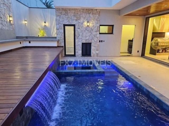 Casa a venda no Swiss Park Campinas com 4 suítes