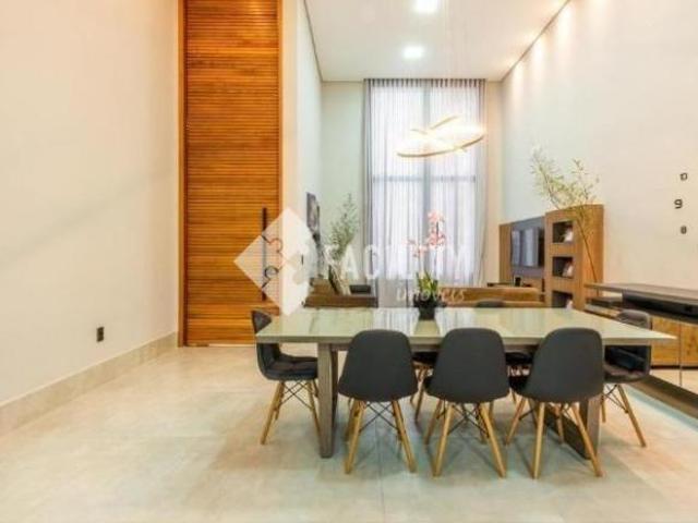 Casa a venda no Swiss Park em Campinas