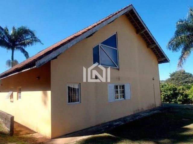 Casa à venda no Portão Vermelho