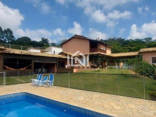 Casa à venda no Portão Vermelho