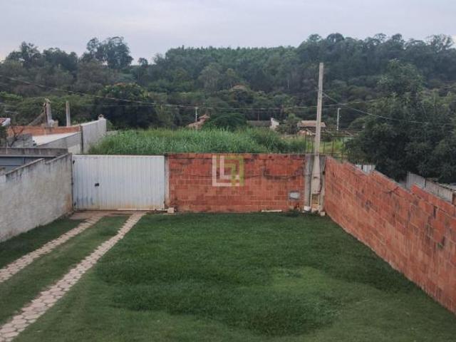 Casa à venda no Portal do Medeiros