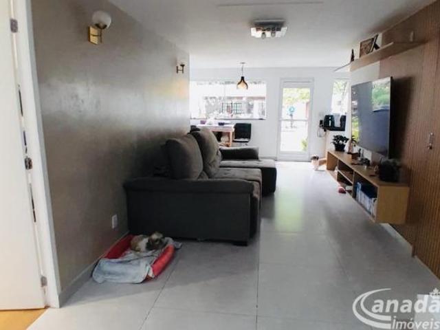 Casa à venda no Portal do Areião com 3 quartos