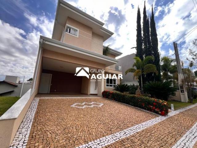 Casa à venda no Portal do Jequitibá em Valinhos/SP