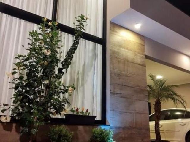 Casa á venda no Portal Ville Azaleia com 250 m² de terreno