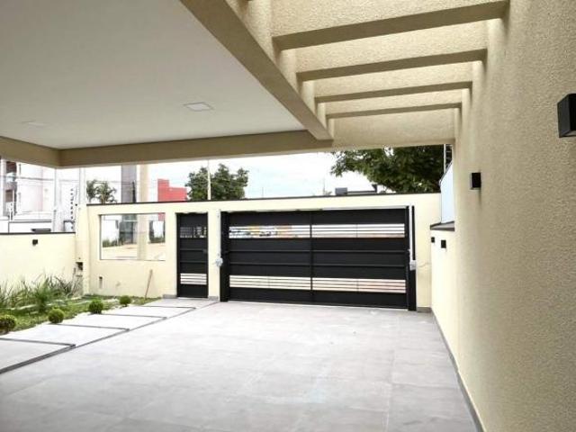 Casa a Venda no Portal Ville Azaléia em Boituva