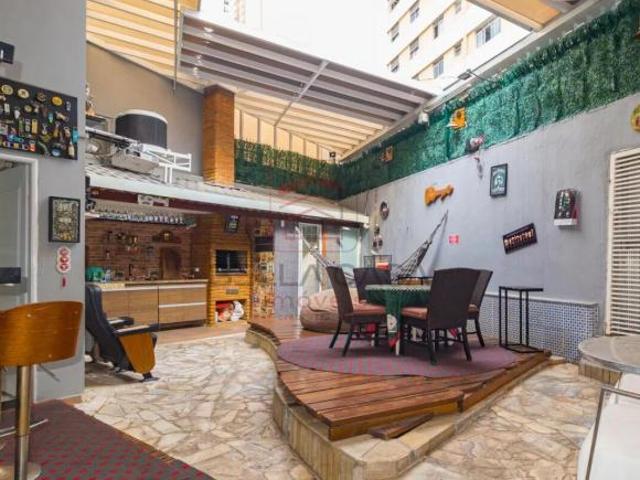 Casa a venda no Parque Mooca com 320m2 3 dormitórios 3 suítes 5 vagas com Piscina