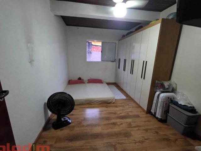 CASA A VENDA NO PARQUE ALTO DO RIO BONITO