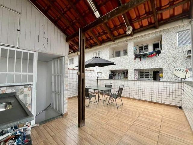 Casa à venda no Parque Bitaru em São Vicente