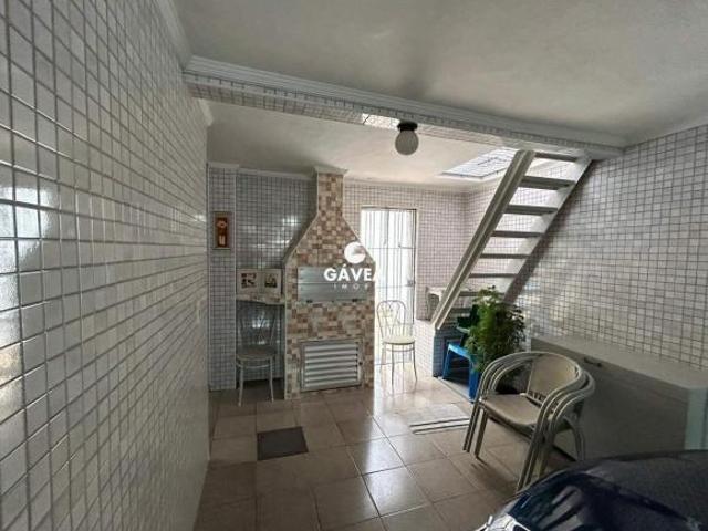 Casa à venda no Parque Bitaru em São Vicente