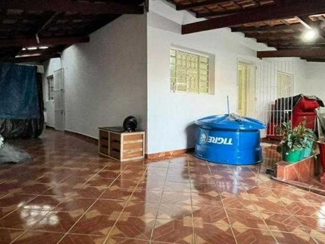 Casa à venda no Parque Brasil