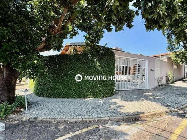 Casa à Venda no Parque Cecap Valinhos/SP