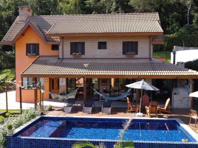 Casa à Venda no Parque da Mantiqueira | Santo Antônio