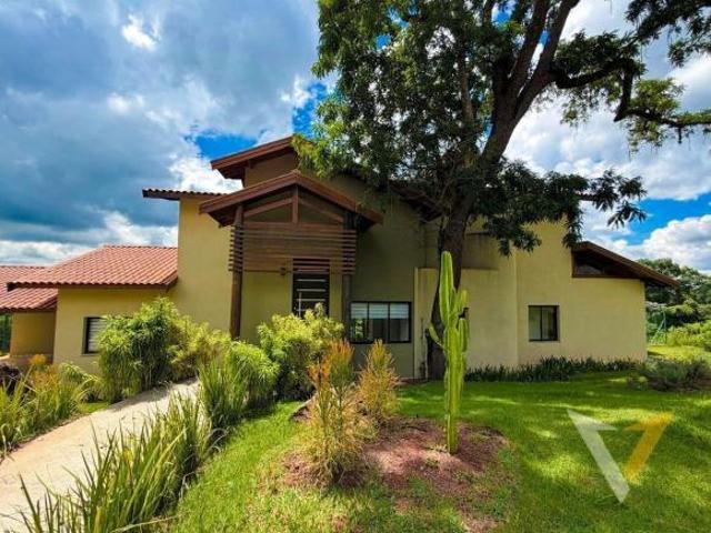 Casa à Venda no Parque da Fazenda Itatiba, SP