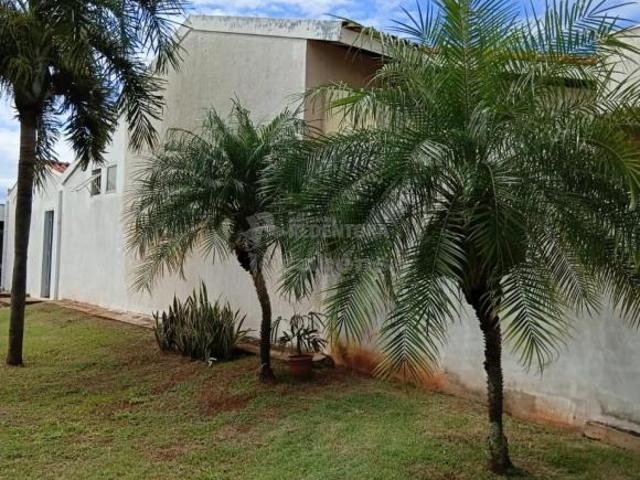 Casa a venda no Parque da Liberdade I contendo 02 quartos com suítes