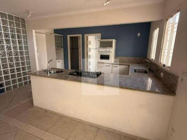 Casa a venda no Parque das Hortencias em Sousas, Campinas/SP