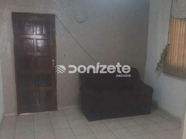 Casa à venda em Santo André Parque das Nações | 2 dorms, 2 banhos, aceita financiamento