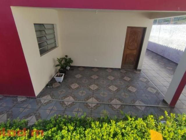 CASA A VENDA NO PARQUE FLORESTAL