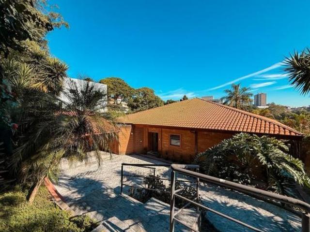 Casa à venda no Parque Frondoso