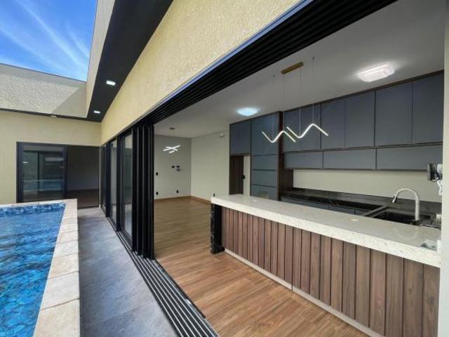 Casa à Venda no Parque Jaguari, Americana: 2 Quartos, 103m²
