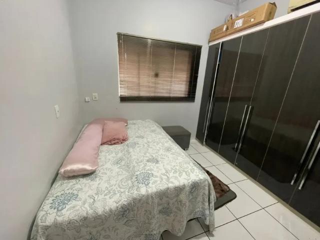 Casa à Venda no Parque Laranjeiras | 127 m², Suíte e Terreno Amplo