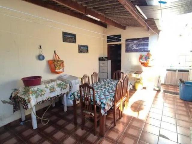 Casa à venda no Parque Peruche