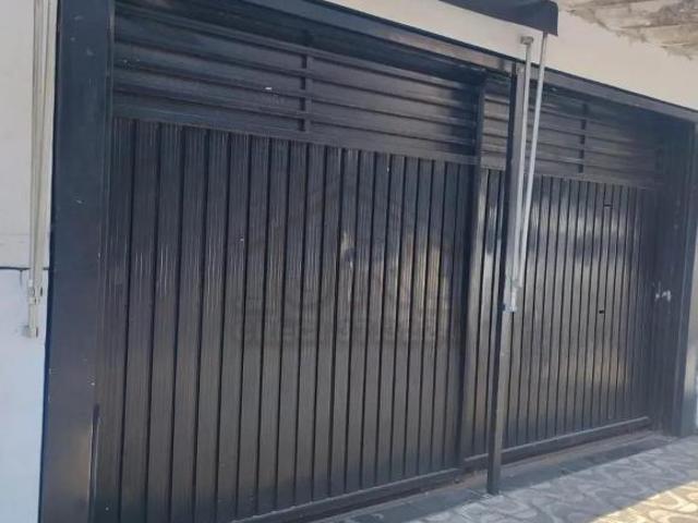 Casa à venda no Parque São Vicente em Mauá, SP