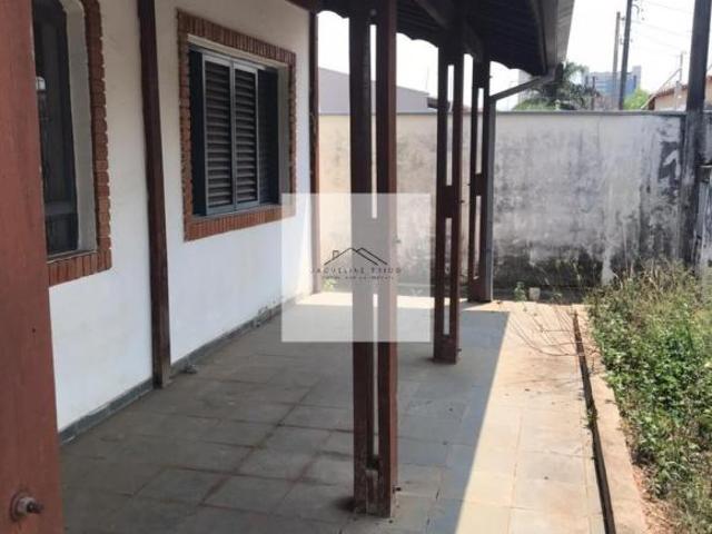 Casa à Venda no Parque São Lourenço Indaiatuba/SP | 2 Quartos, Suíte, Quintal Amplo e 4 Vagas R$
