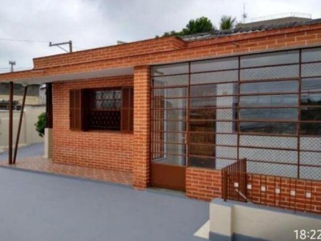 Casa à venda no Parque São Luís com 182m² 2 dormitórios 1 banheiro 1 vaga