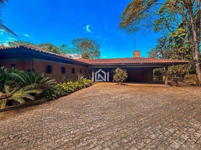Casa à venda no Parque Silvino Pereira