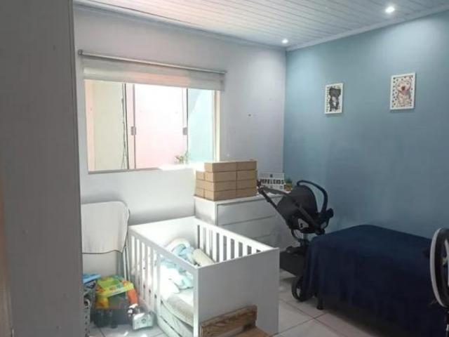 Casa à venda no Parque Taipas