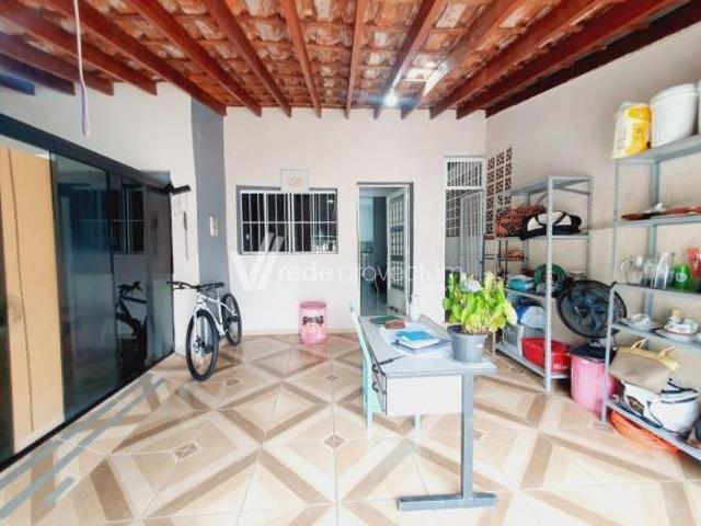 Casa à VENDA no Parque Taquaral