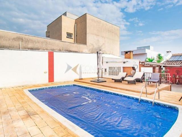 Casa à venda no Parque Taquaral