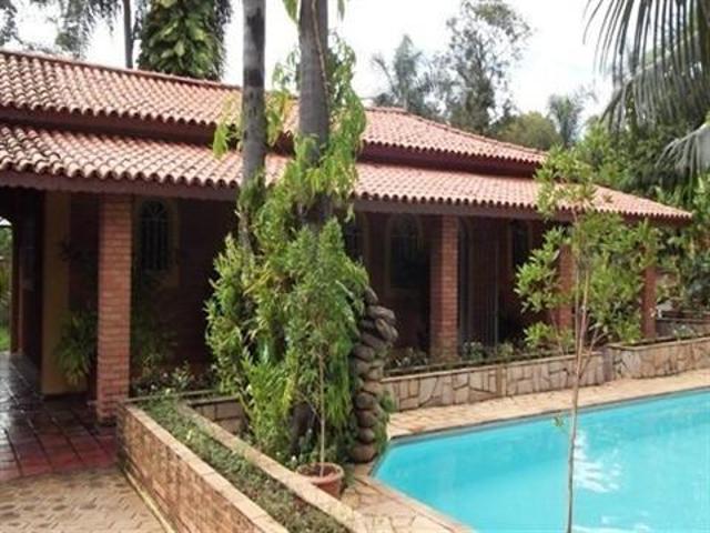 Casa à venda no Parque Xangrilá, em Campinas com 03 dormitorios 2 suites e piscina