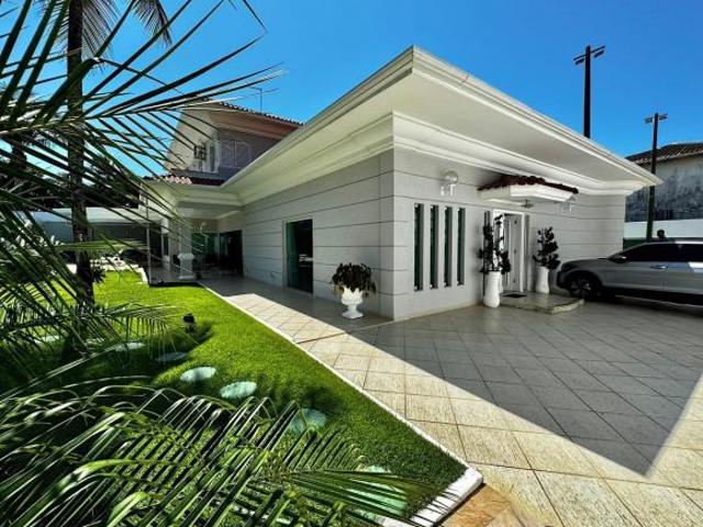 Casa à Venda no Pernambuco em Guarujá | Qvista inteligência imobiliário