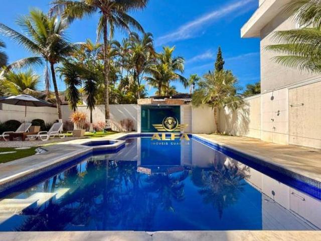 Casa à Venda no Pernambuco I em Guarujá | Alfa Imóveis Guarujá