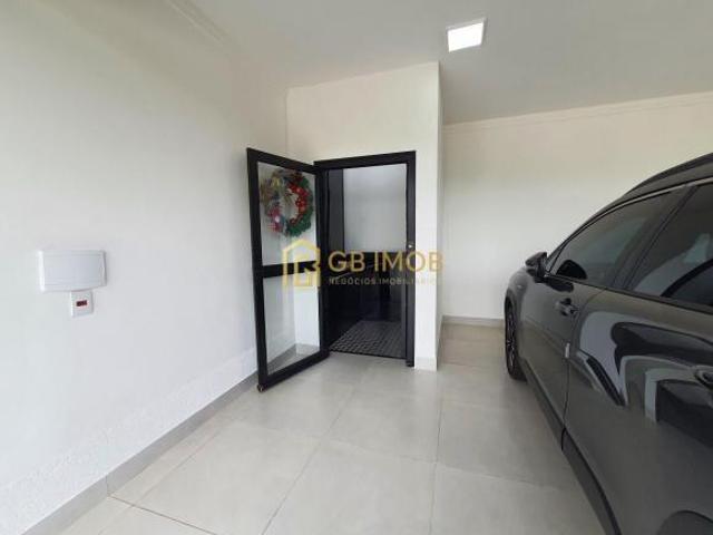 Casa à venda no Phytus com elevador